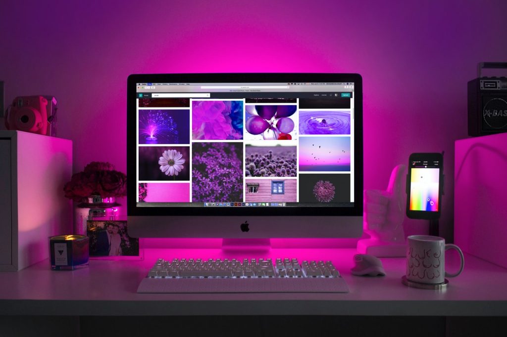 Should I Hire A Website Designer Bravo Blogs should-i-hire-a-website-designer-bravo-blogs